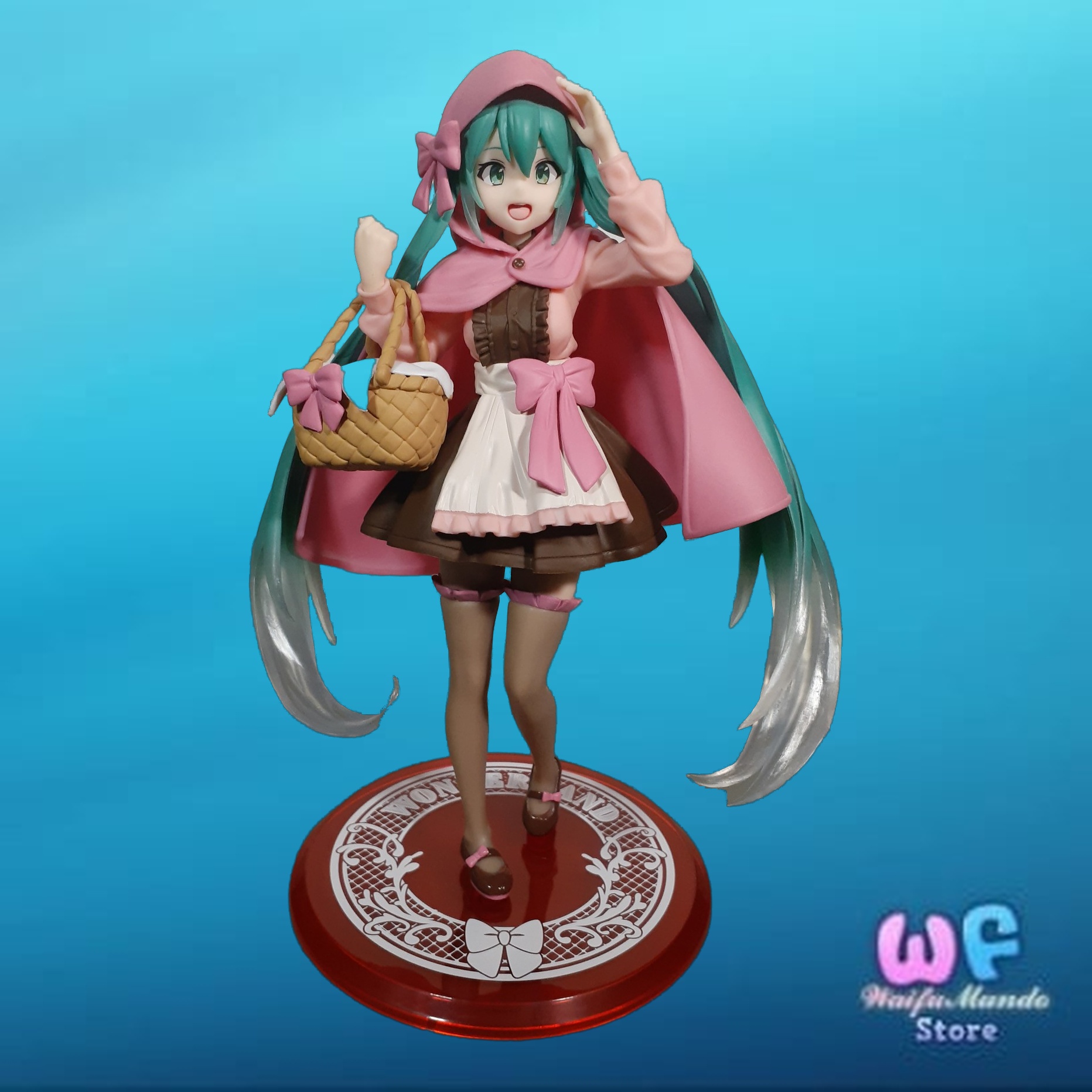 Hatsune Miku – Red Riding Hood Taito Crane - www.waifumundostore.com